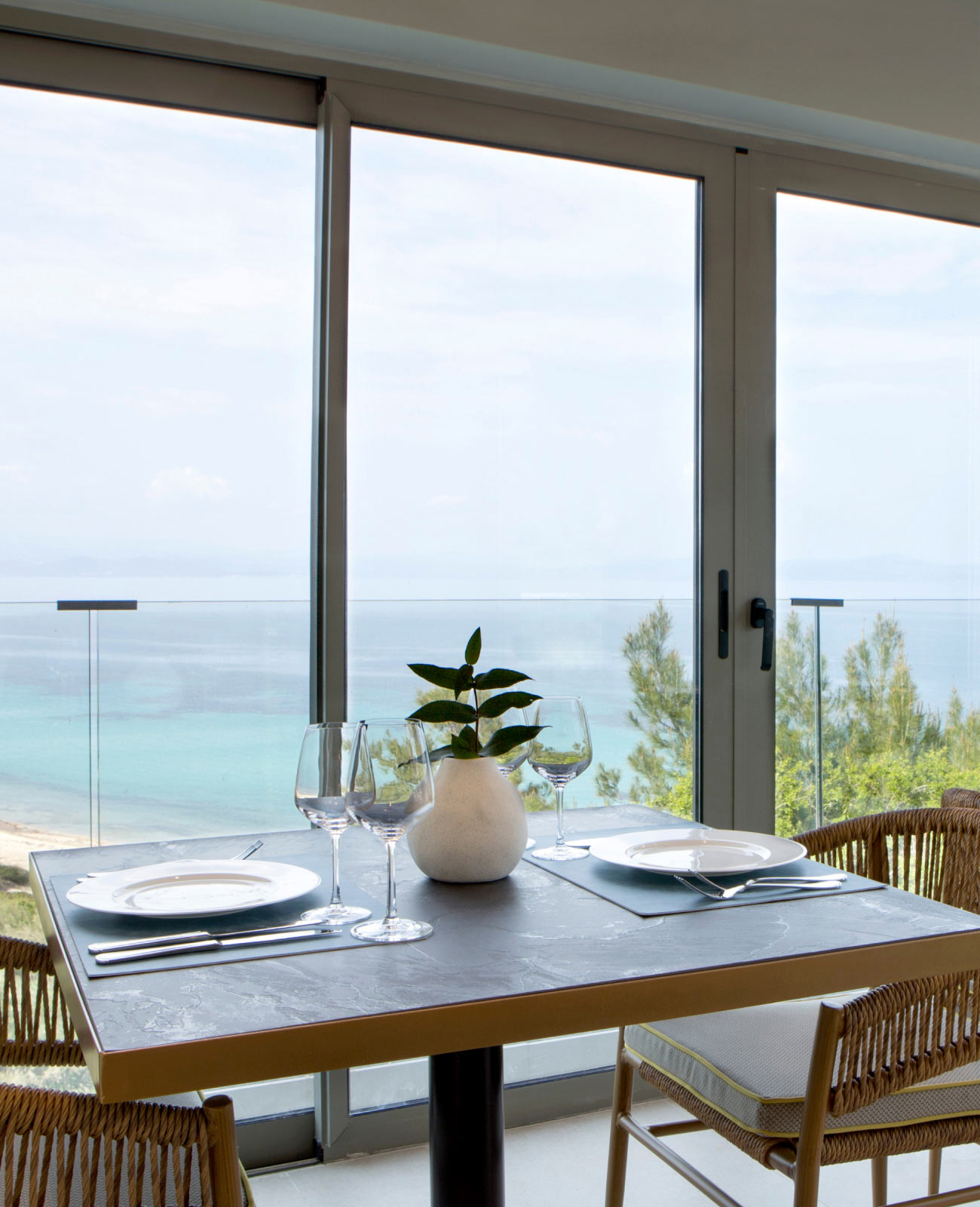 The Restaurants | Cora Hotel & Spa